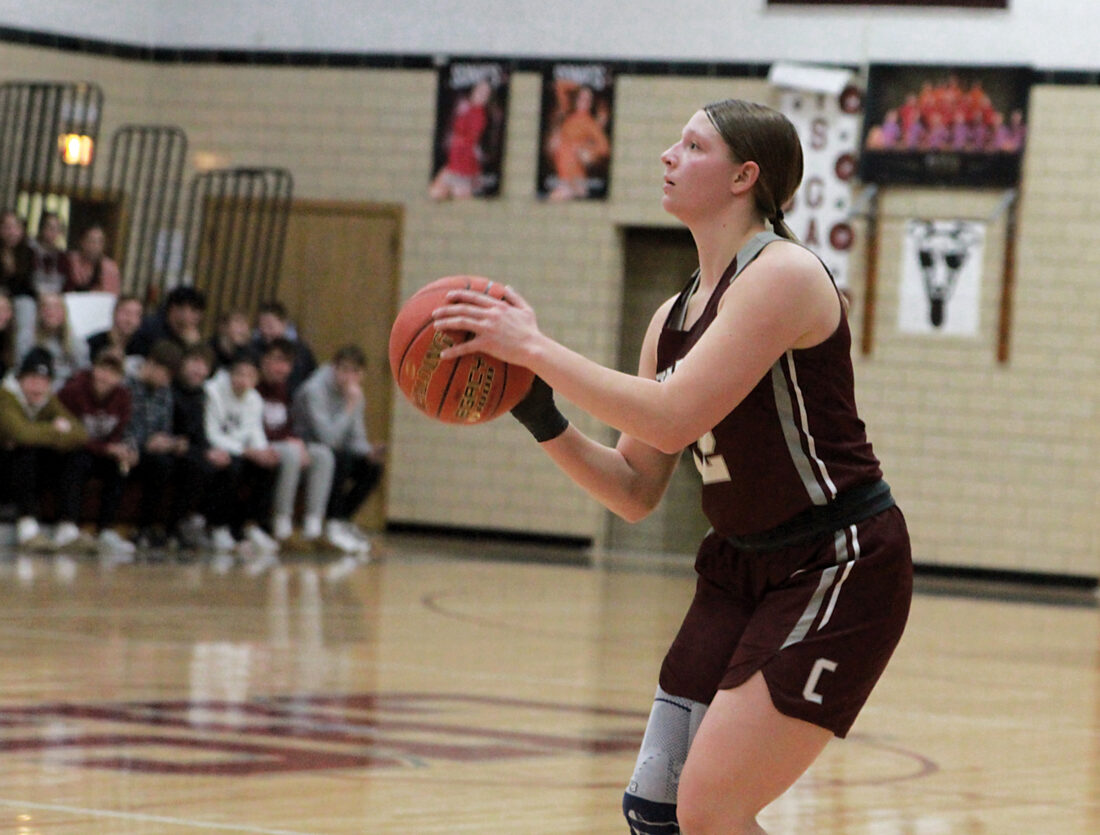 Hotovec passes 1,000 career points, Greyhounds down Blackhawks | News ...